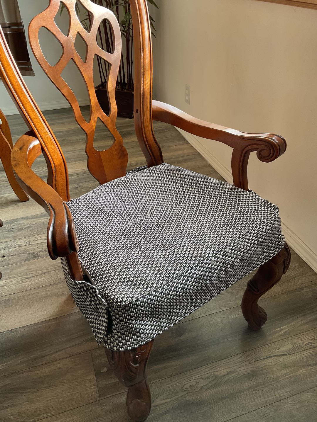 OctoRose Set of Two Made to fit Any Dining Chairs with The arms or Wit